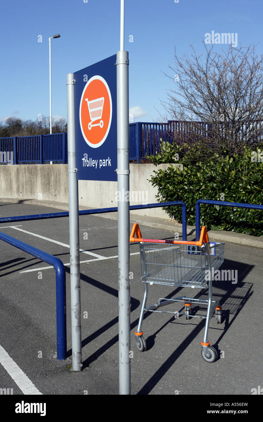 Trolley parking hi-res stock photography and images - Alamy