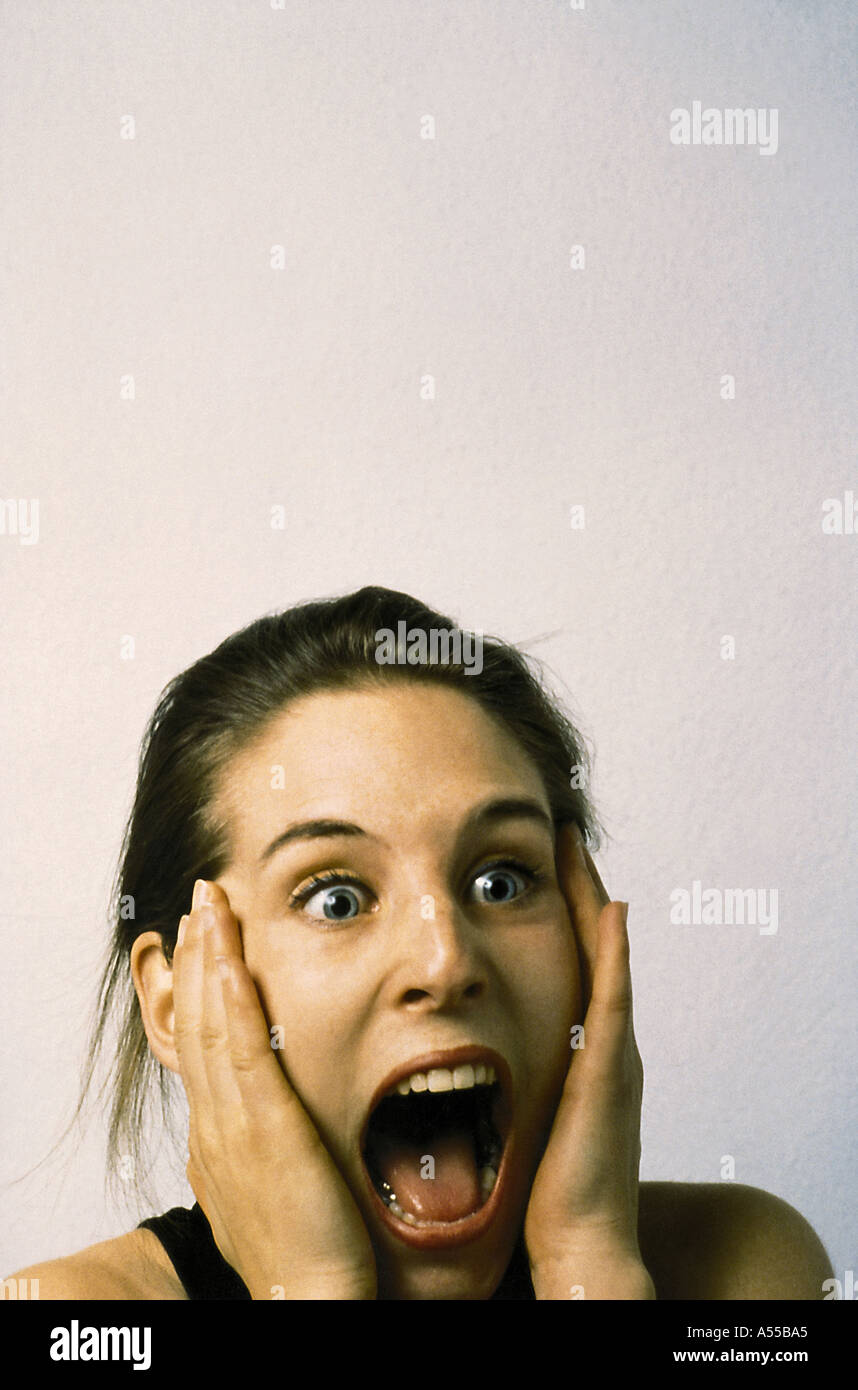 Shrieking hi-res stock photography and images - Alamy