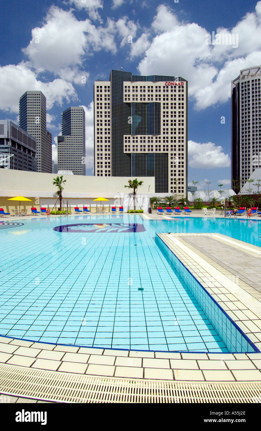 The pool area of the Pan Pacific Hotel in Singapore Stock Photo - Alamy