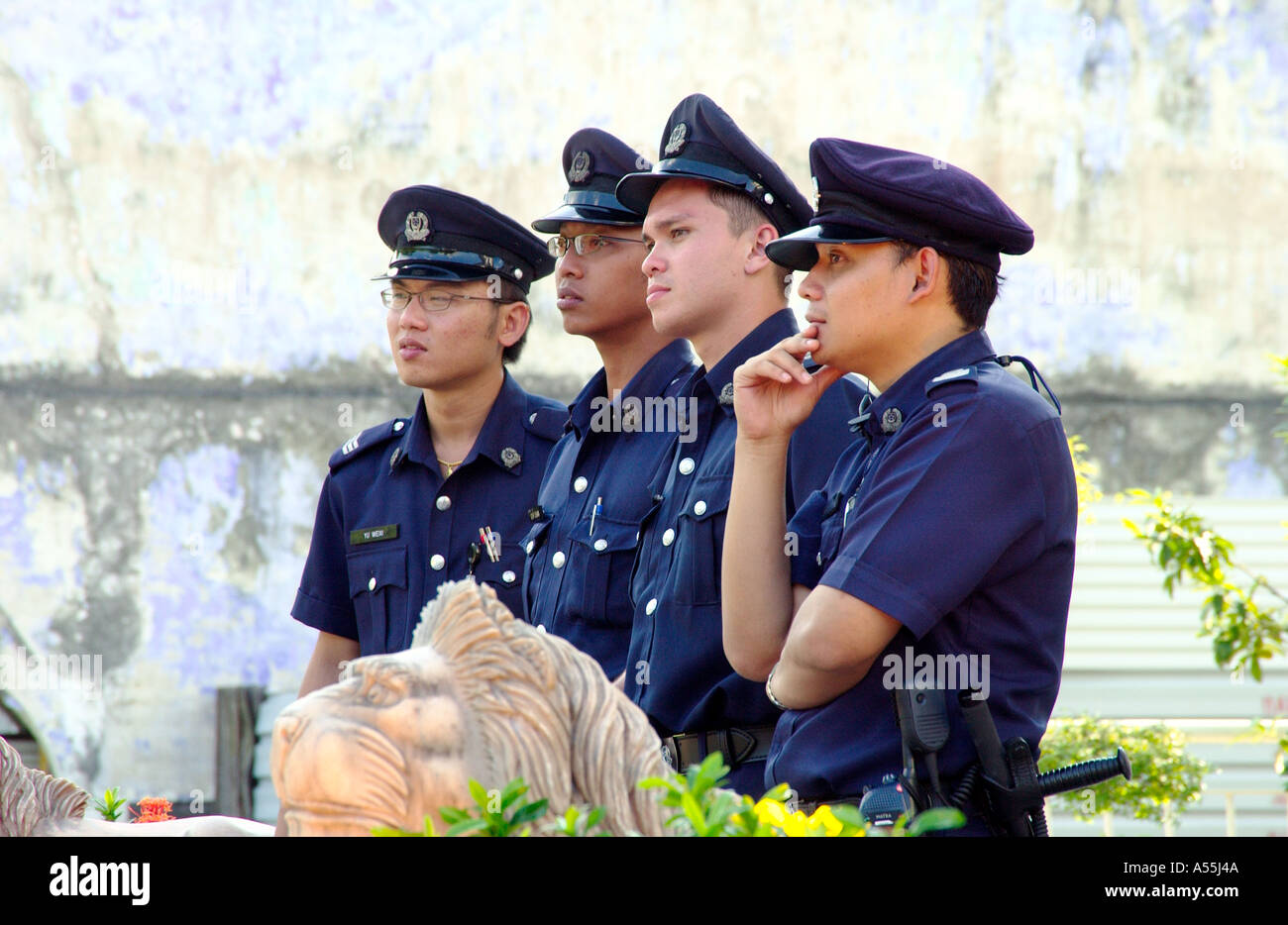 Observing singapore hi-res stock photography and images - Alamy