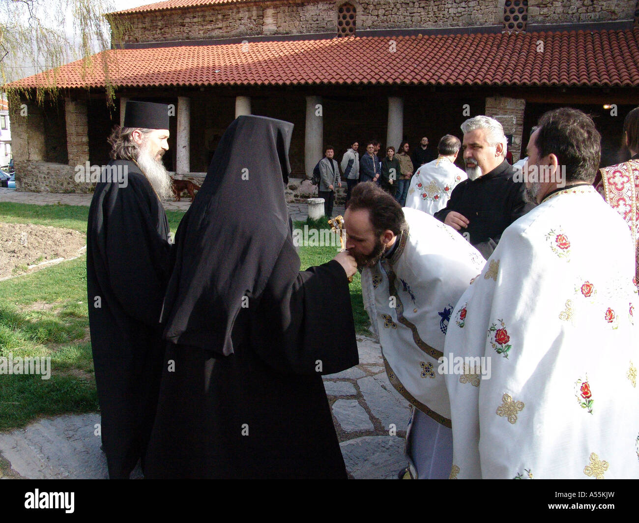 People welcoming to church hi-res stock photography and images - Alamy