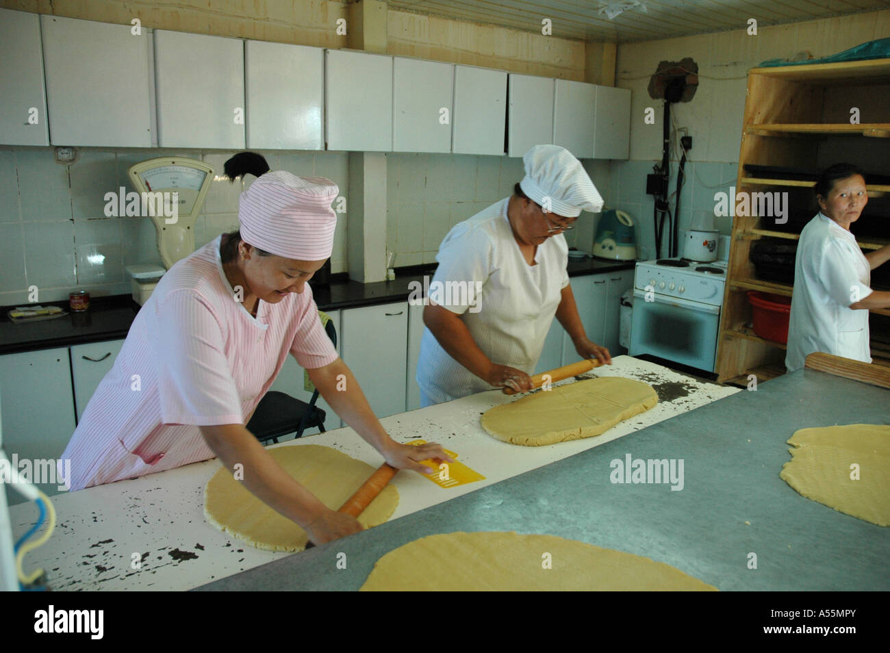 Country market cakes hi-res stock photography and images - Alamy