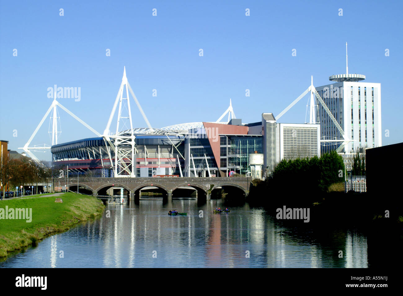 river taff and millennium stadium cardiff Stock Photo - Alamy