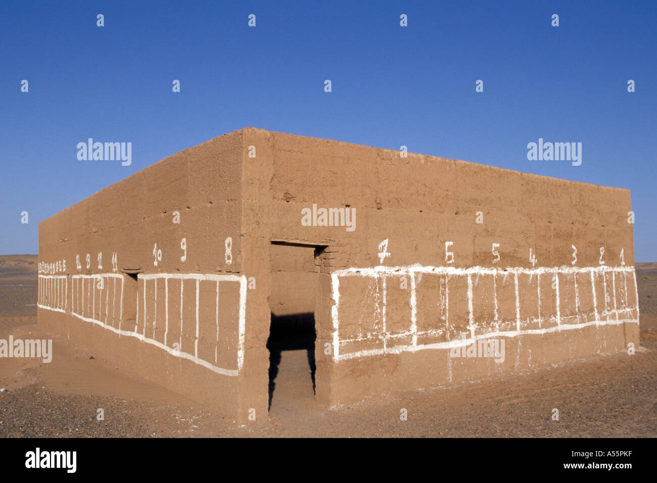 Morocco building hi-res stock photography and images - Alamy