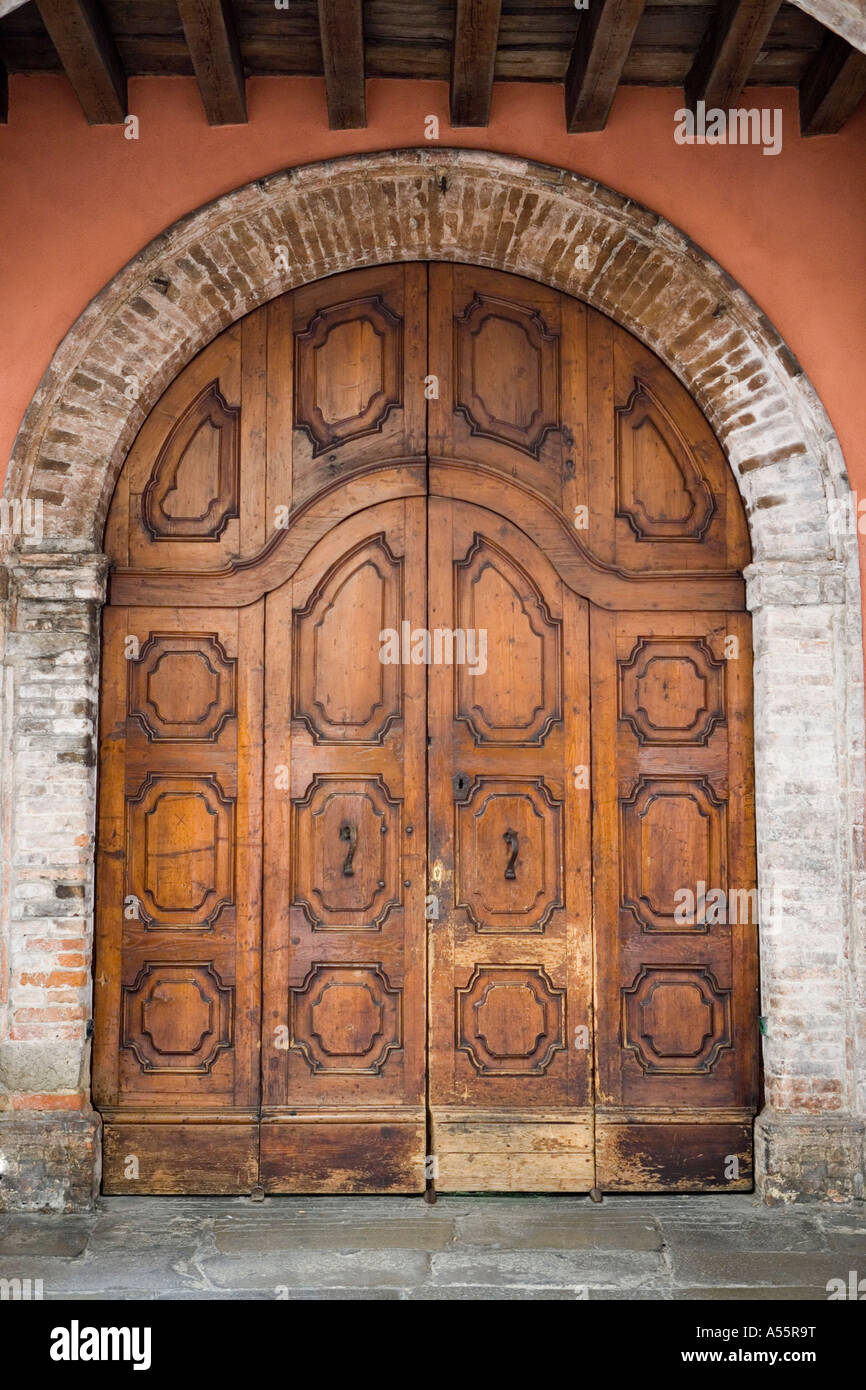 Carved large wooden doorway Padua Veneto Italy Stock Photo - Alamy