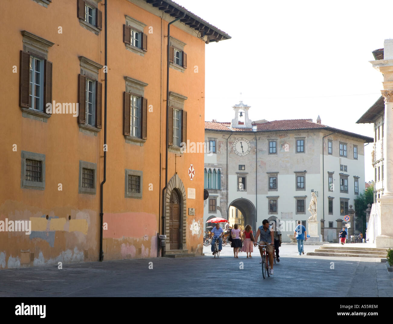 Piazza cavalieri in pisa hi-res stock photography and images - Alamy