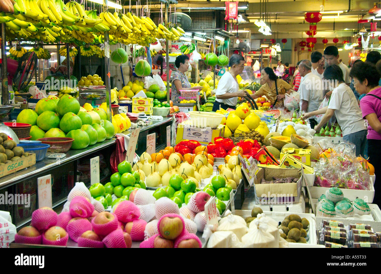 Indoor fish market singapore hi-res stock photography and images - Alamy