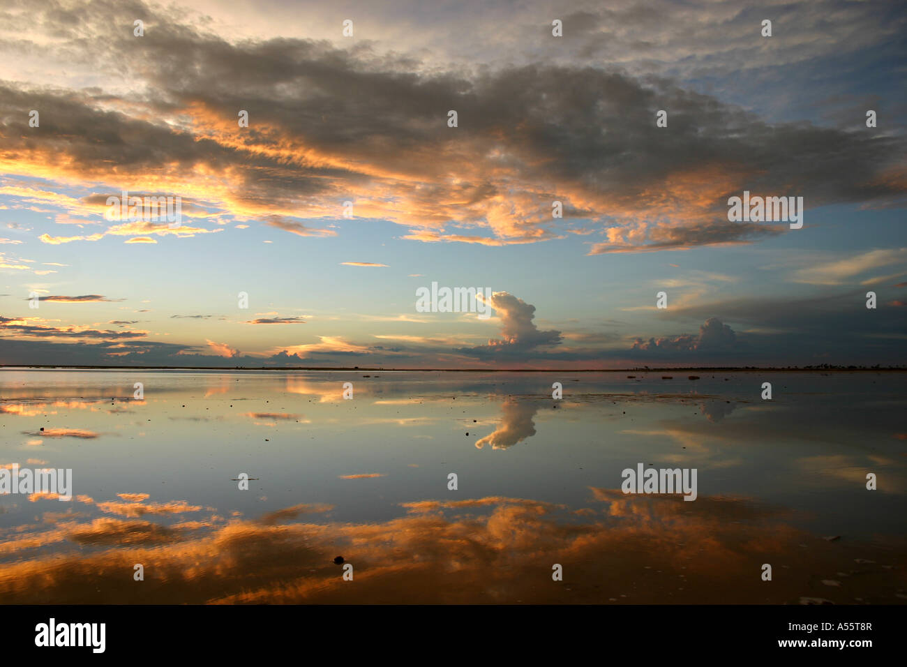 Makgadikgadi Pans reflection Botswana Stock Photo - Alamy