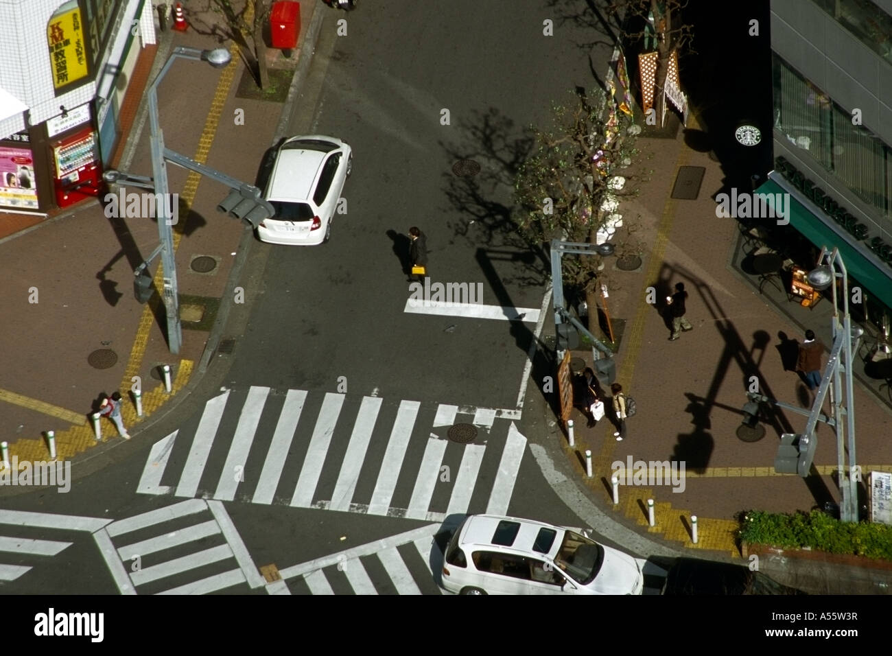 Aerial view of a crossing in Japan Stock Photo - Alamy
