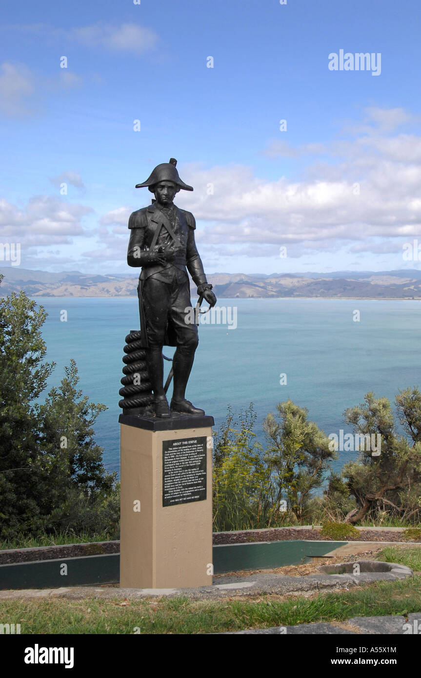 Statue of Captain Cook on Kaiti Hill, Gisborne, East Coast North Island ...