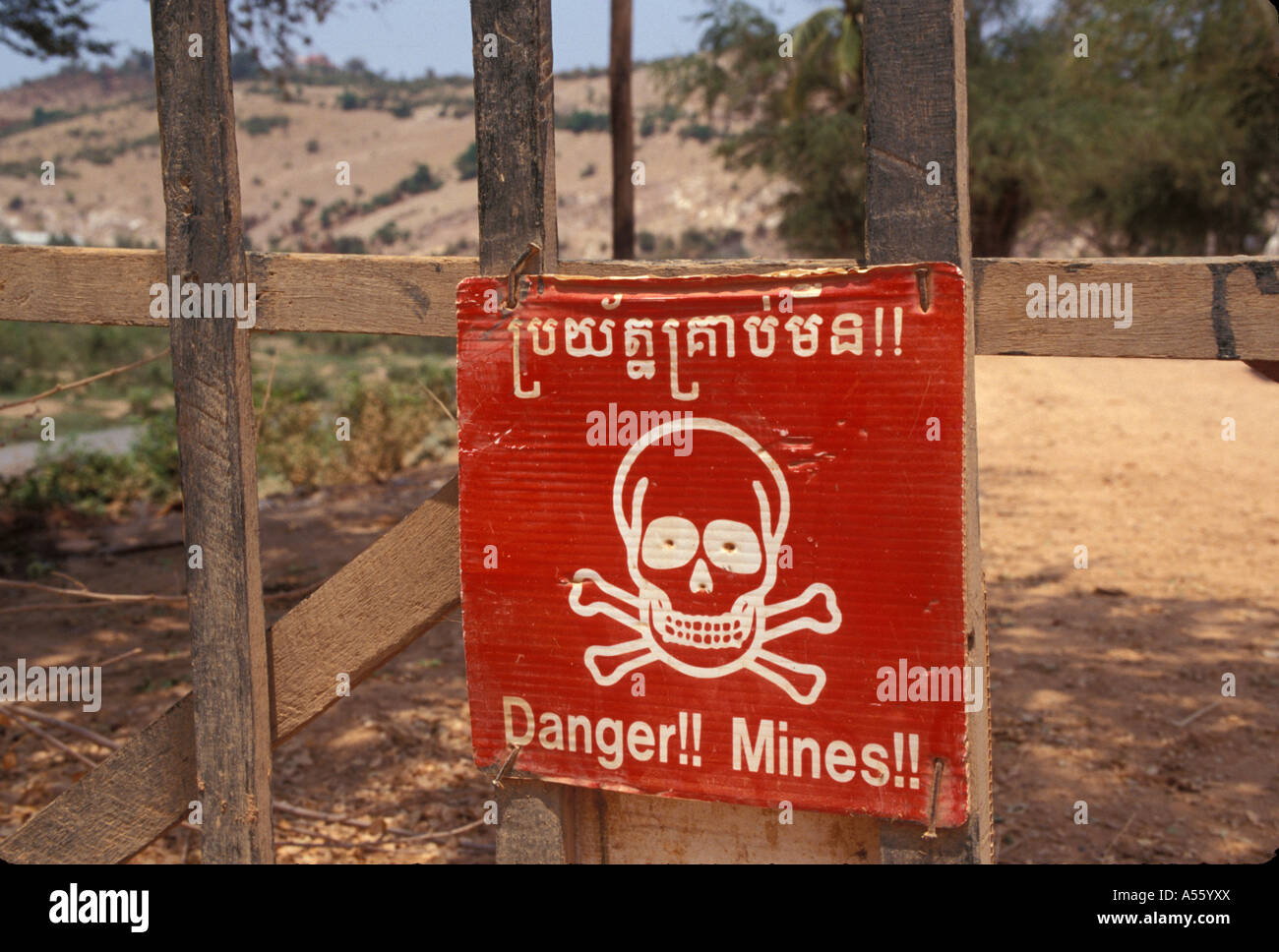 Painet ix1834 cambodia danger mines sign siem riep country developing ...