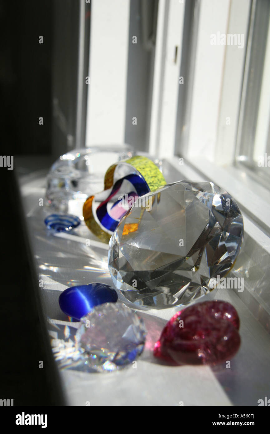 Reflect and refract hi-res stock photography and images - Alamy