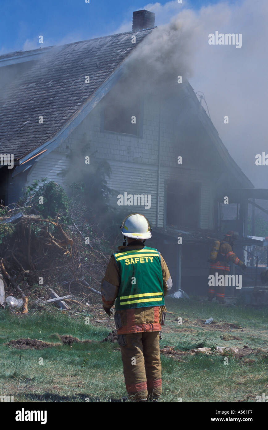 Firemen training for fighting fires Stock Photo - Alamy