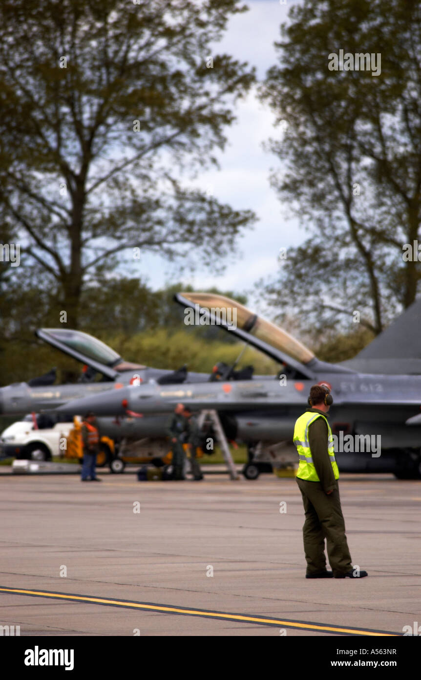 Raf groundcrew hi-res stock photography and images - Alamy