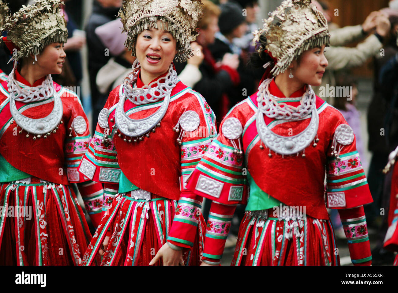Chinese girls london hi-res stock photography and images - Alamy