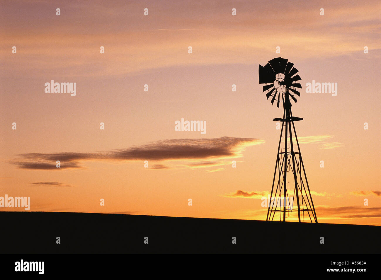 Windmill sunset landscape hi-res stock photography and images - Alamy