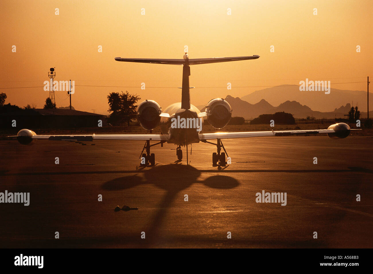 Airplane rear hi-res stock photography and images - Alamy