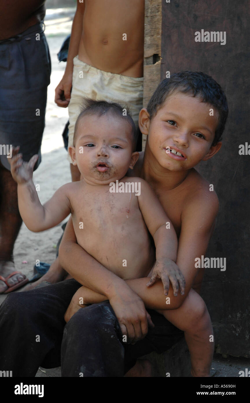 Painet iy8001 brazil unwashed dirty children pinicha mombaba squatter ...