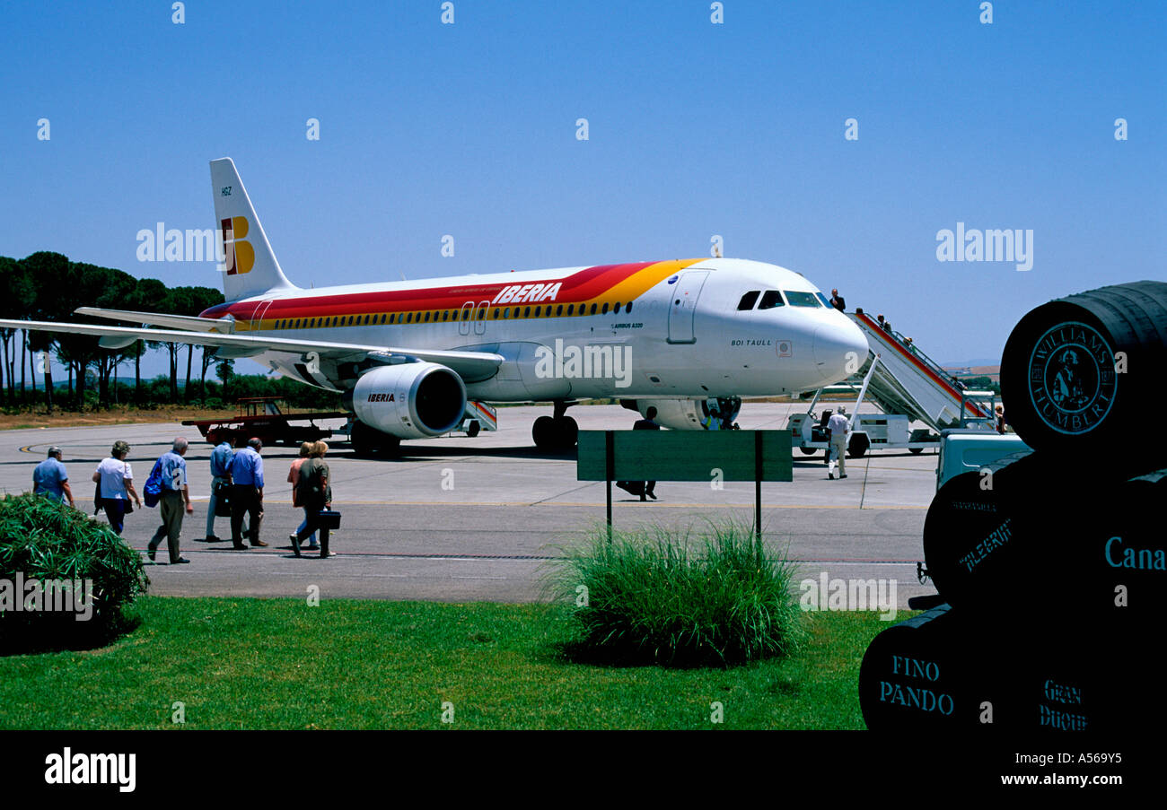 Aeropuerto jerez hi-res stock photography and images - Alamy