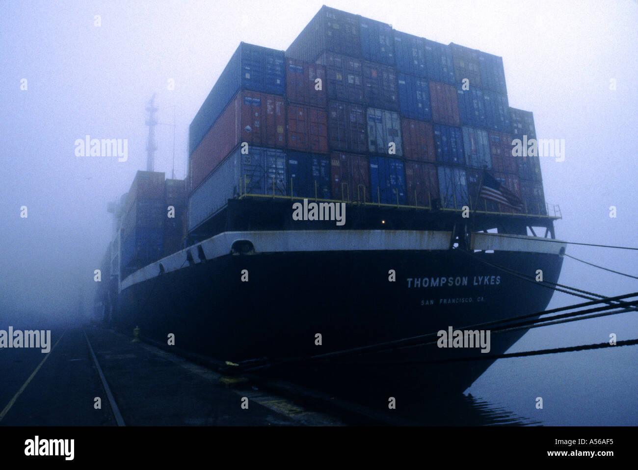 Ship s stern hi-res stock photography and images - Alamy