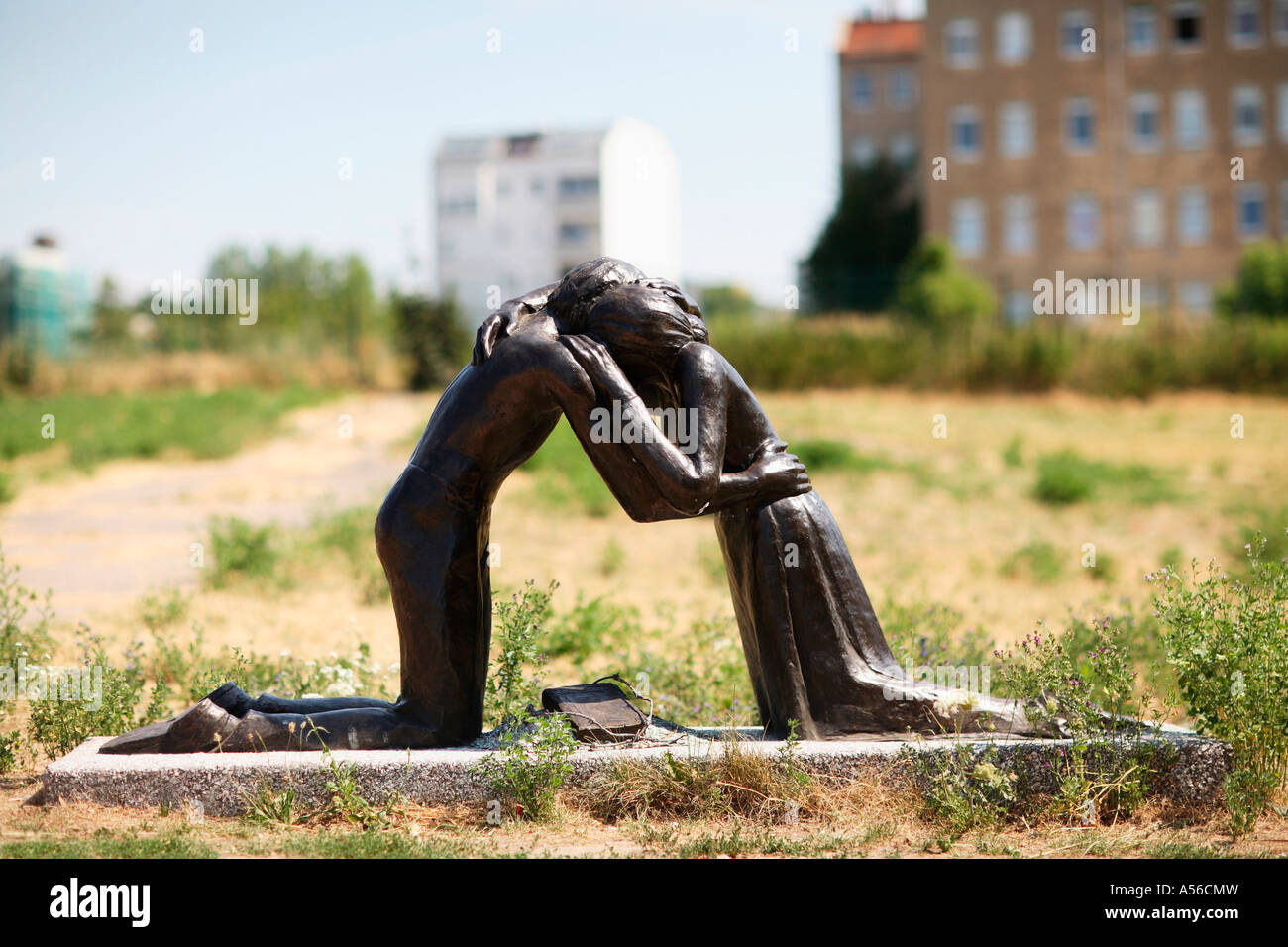 Berlin, Sculpture on Bernauer street Stock Photo - Alamy