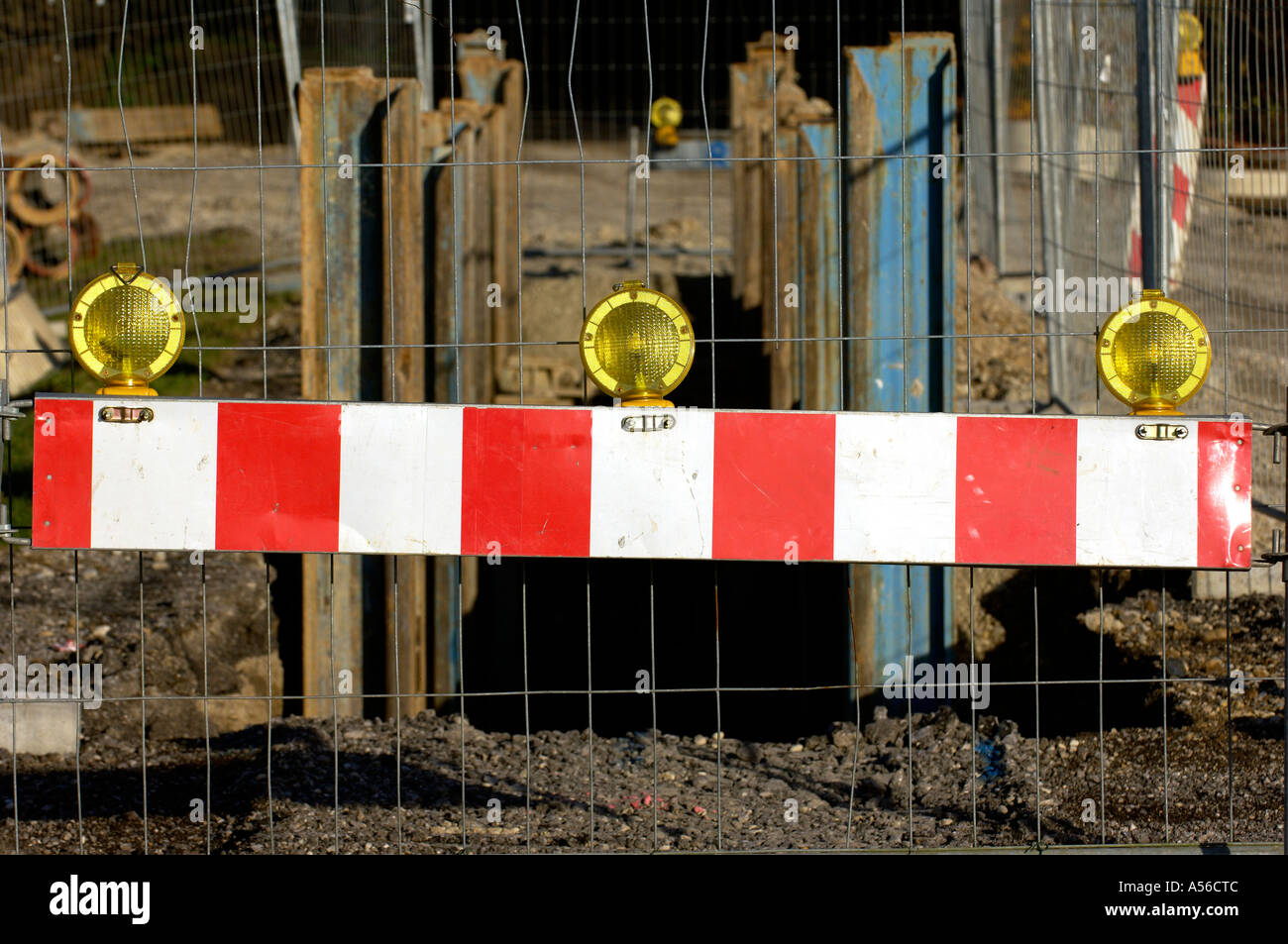 Roadwork barrier hi-res stock photography and images - Alamy