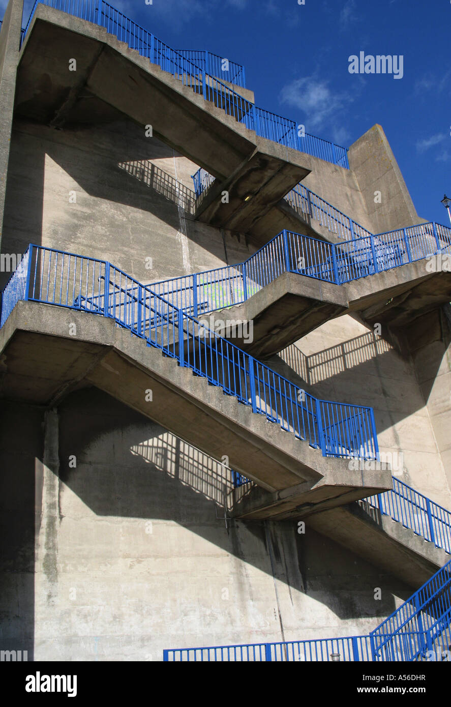 Vivid blue railings hi-res stock photography and images - Alamy