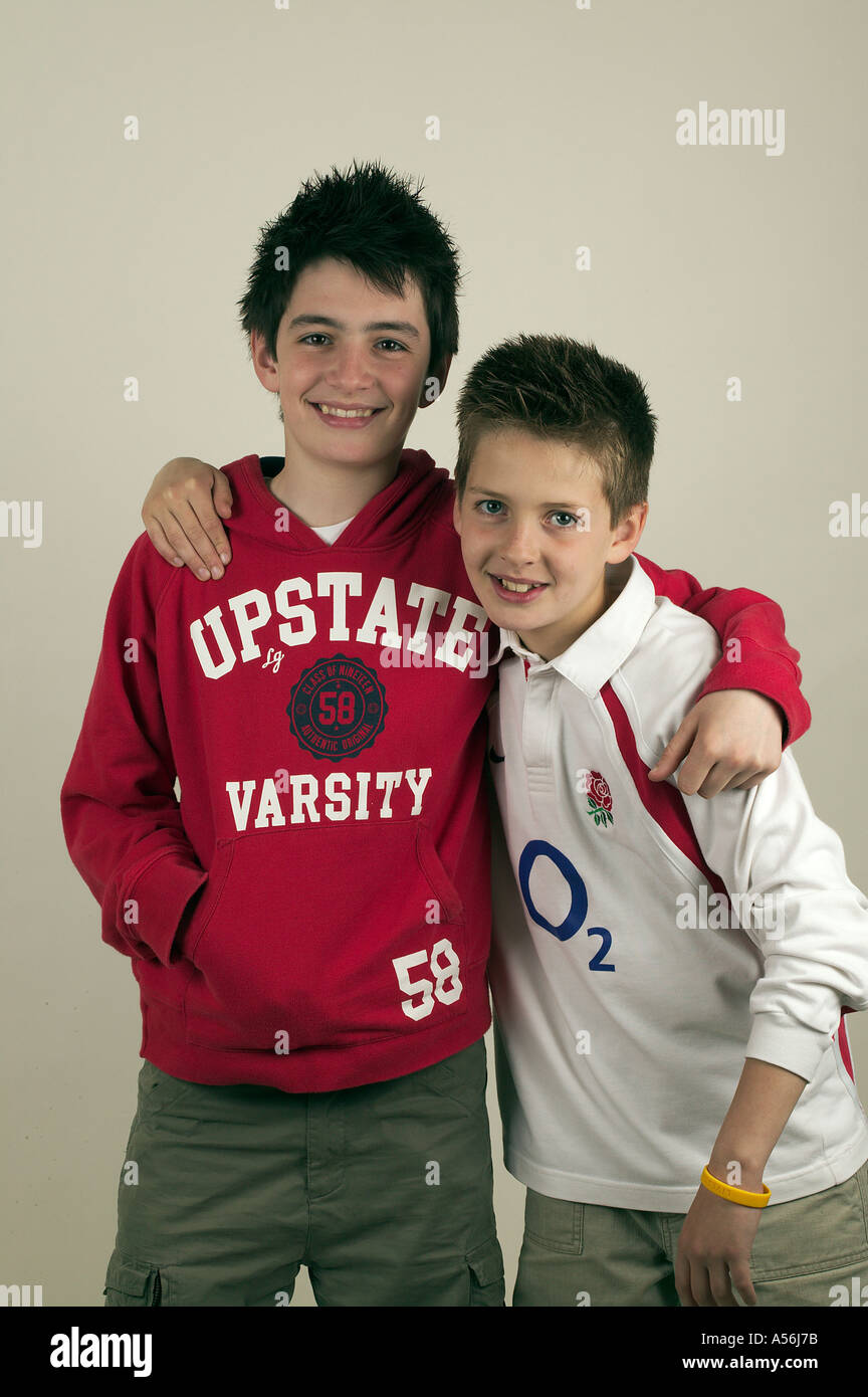 two brothers pose England Stock Photo - Alamy