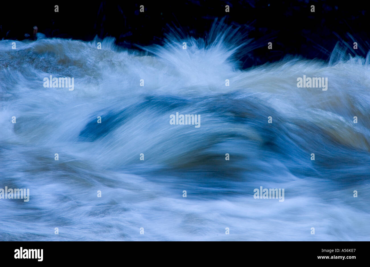 Moving water hi-res stock photography and images - Alamy