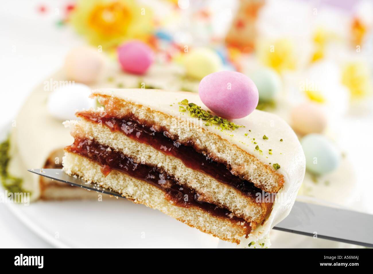 One marzipan sliced piece hi-res stock photography and images - Alamy