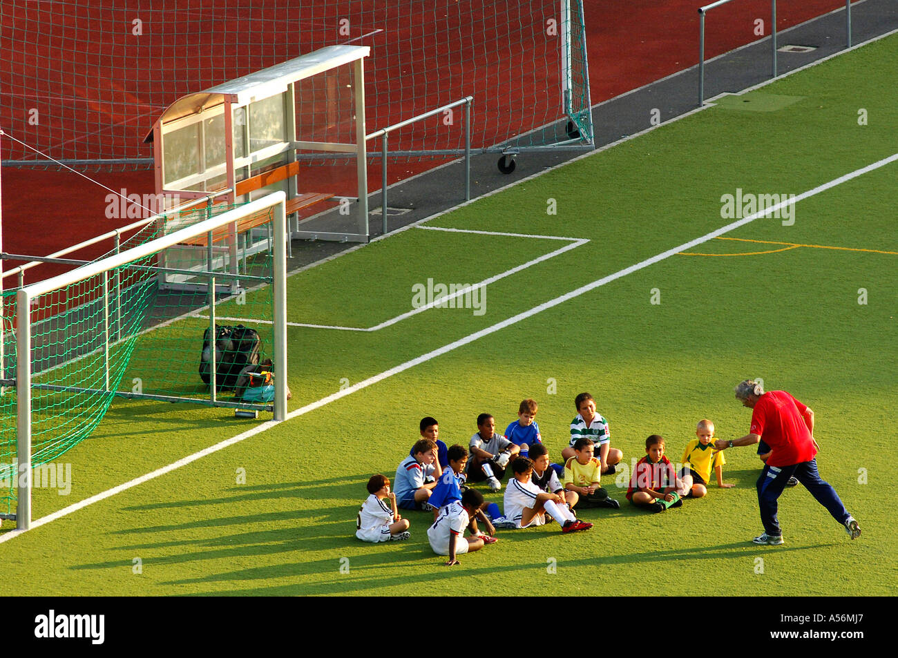Soccer training hi-res stock photography and images - Alamy