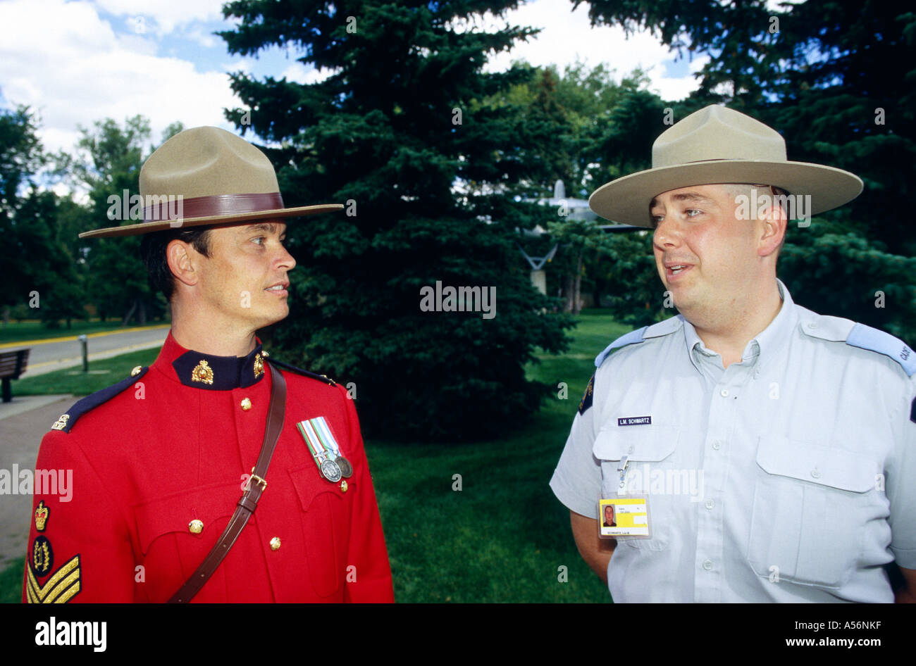 Rcmp officer uniform hi-res stock photography and images - Alamy
