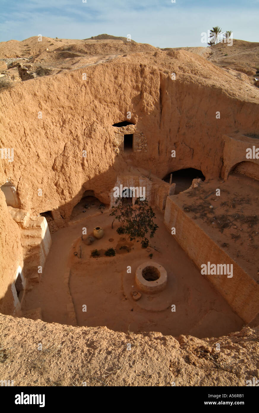 Traditional troglodyte homes of Matmata, Tunisia Stock Photo - Alamy