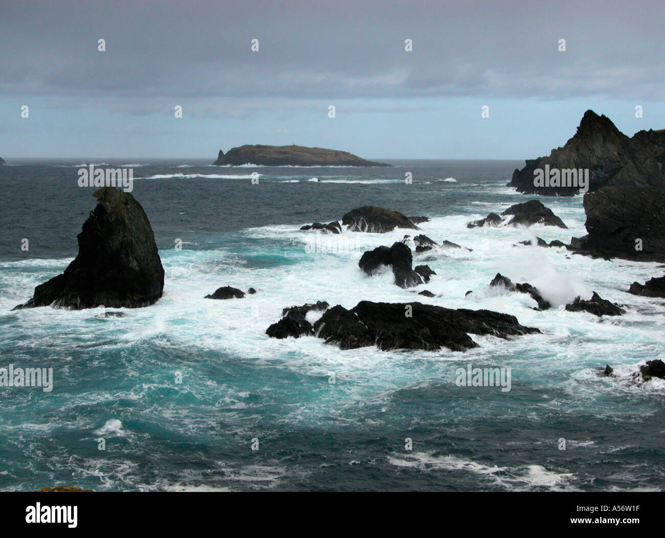 Waves hitting rocks Shetland Stock Photo - Alamy