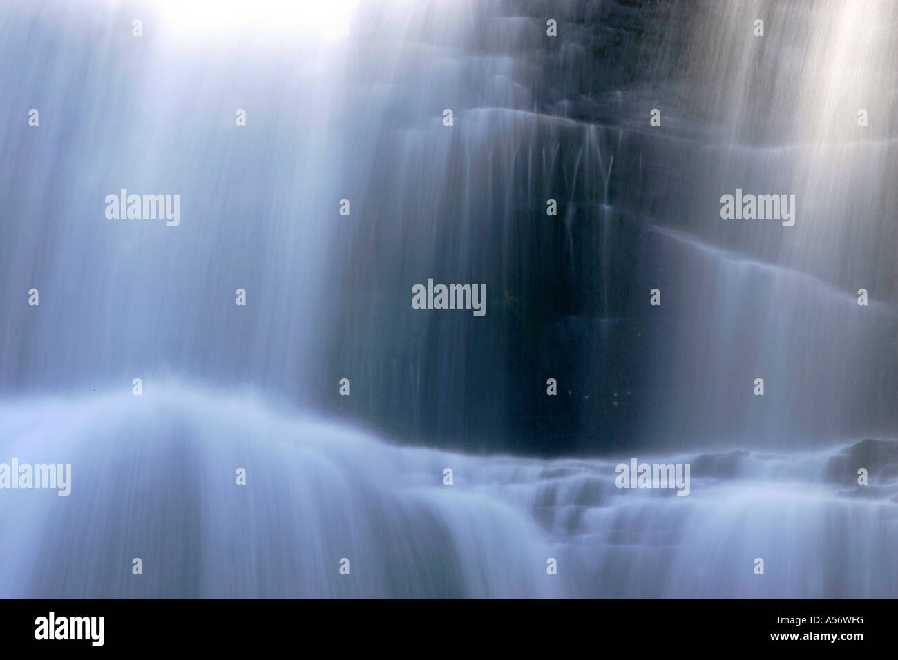 Kaskaden des Tvindefossen Norwegen Cascades of Tvindefossen Norway ...