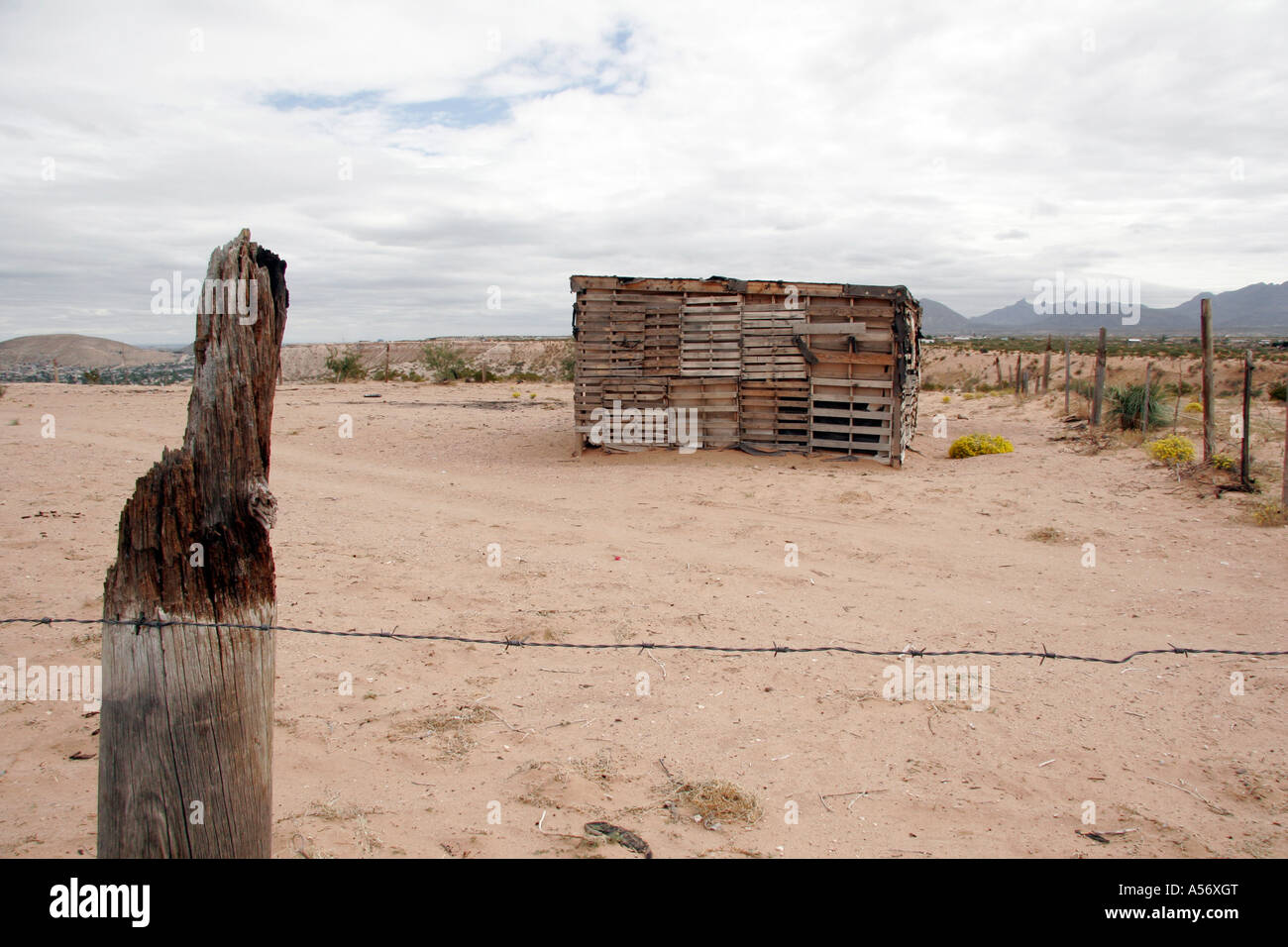 Painet mexico hispanic simple house hi-res stock photography and images ...