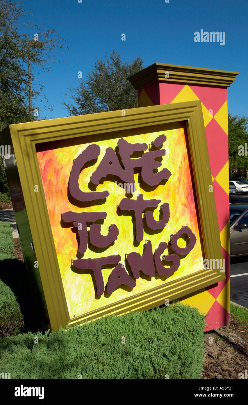 Cafe tu tu tango hi-res stock photography and images - Alamy