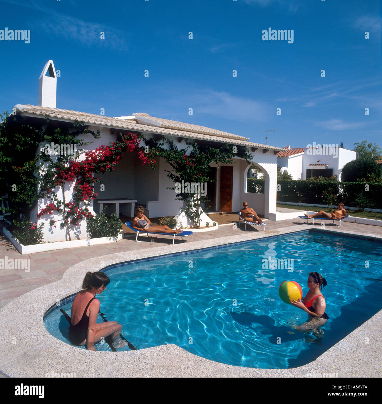 Swimming pool of mediterranean villa in French Riviera Stock Photo - Alamy