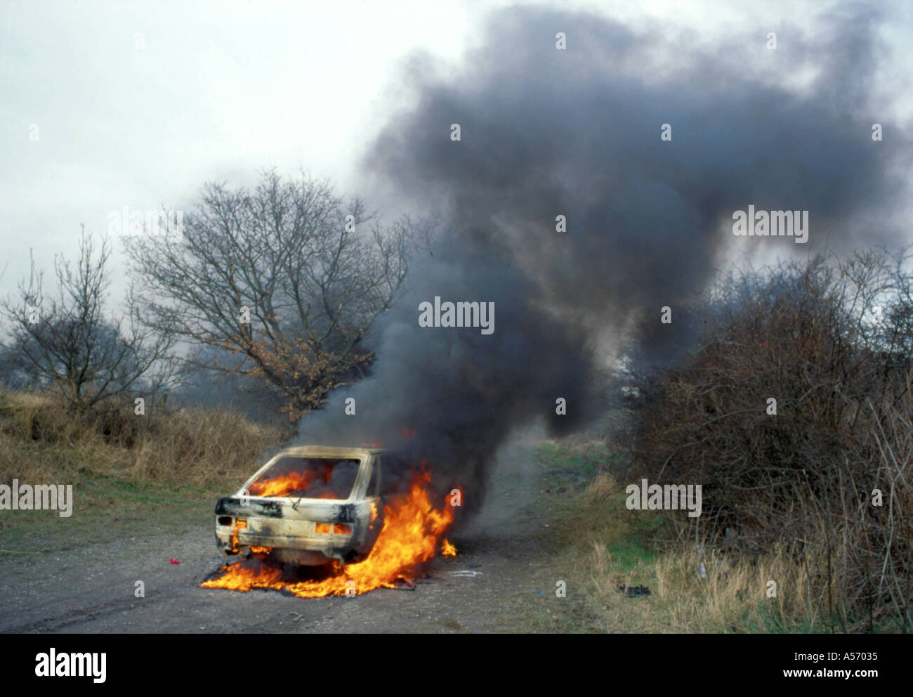 English shell fire hi-res stock photography and images - Alamy