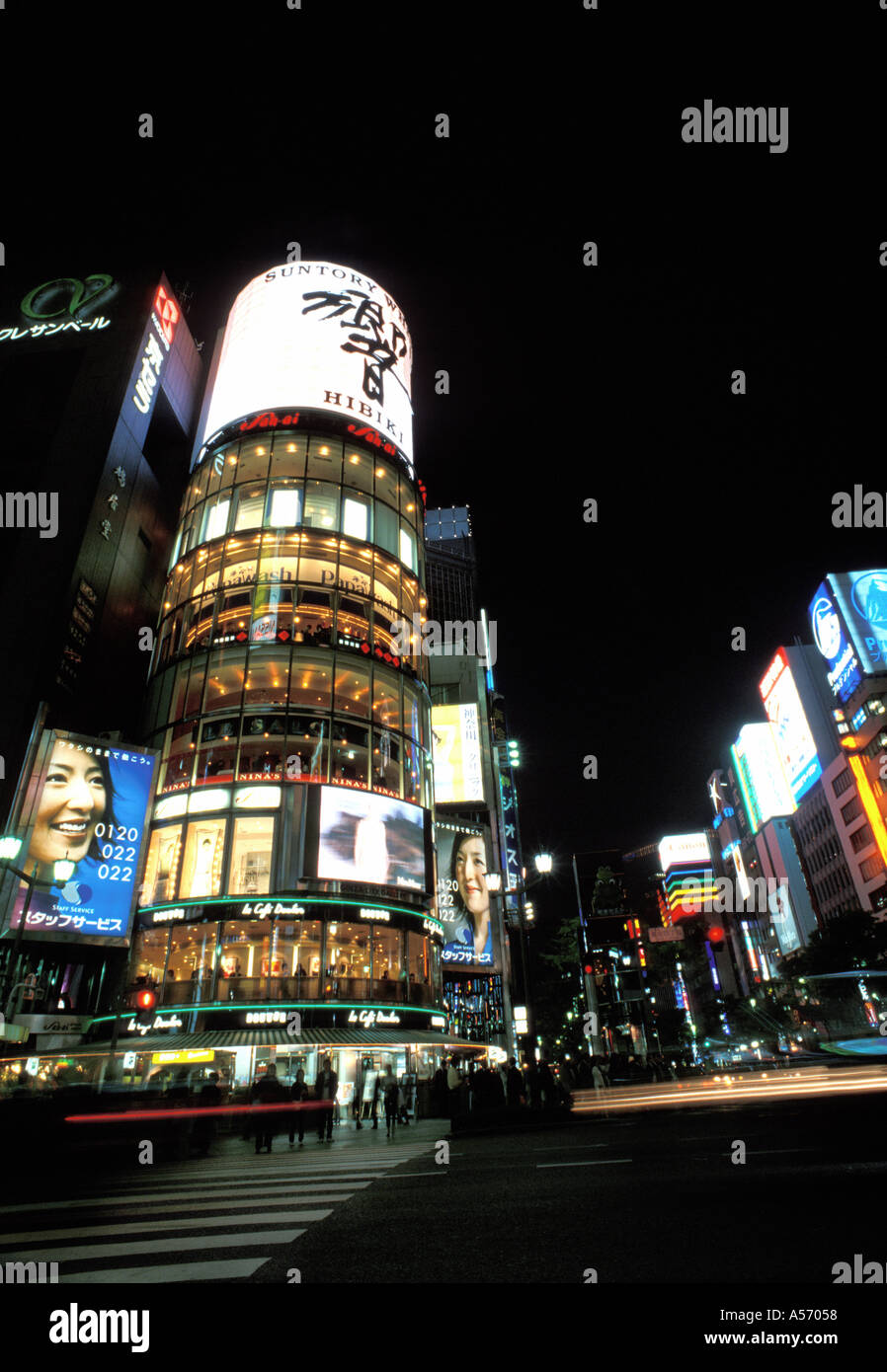 Japan Tokyo Ginza at night Stock Photo - Alamy