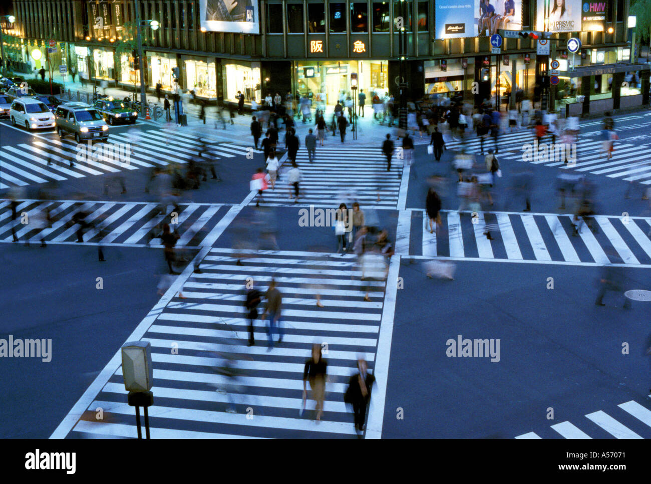 Sukiyabashi pedestrian crossing hi-res stock photography and images - Alamy