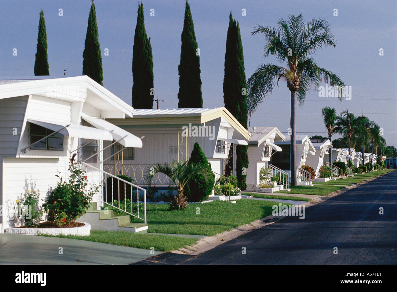Trailer park florida hi-res stock photography and images - Alamy