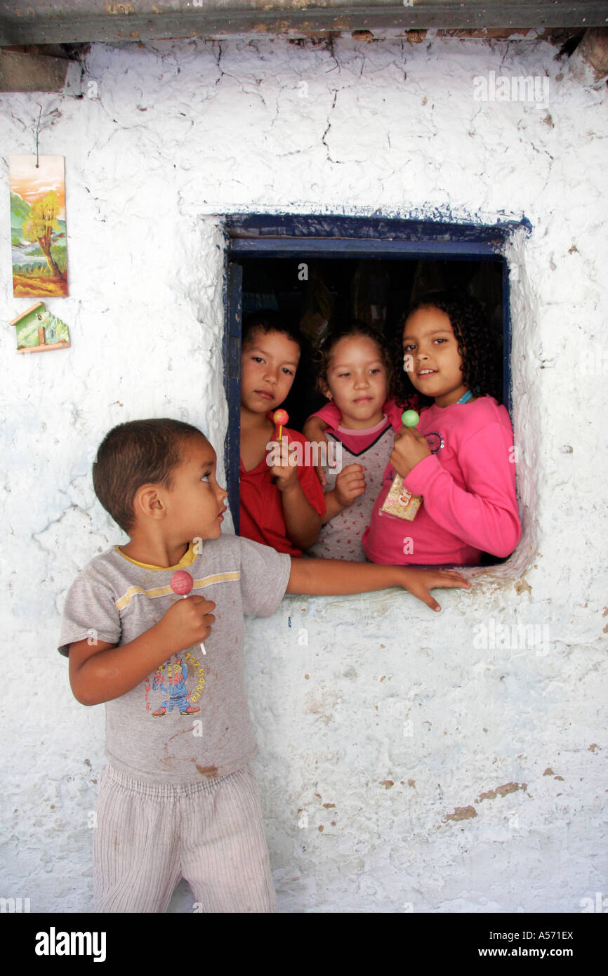 Group portrait children venezuela hi-res stock photography and images ...