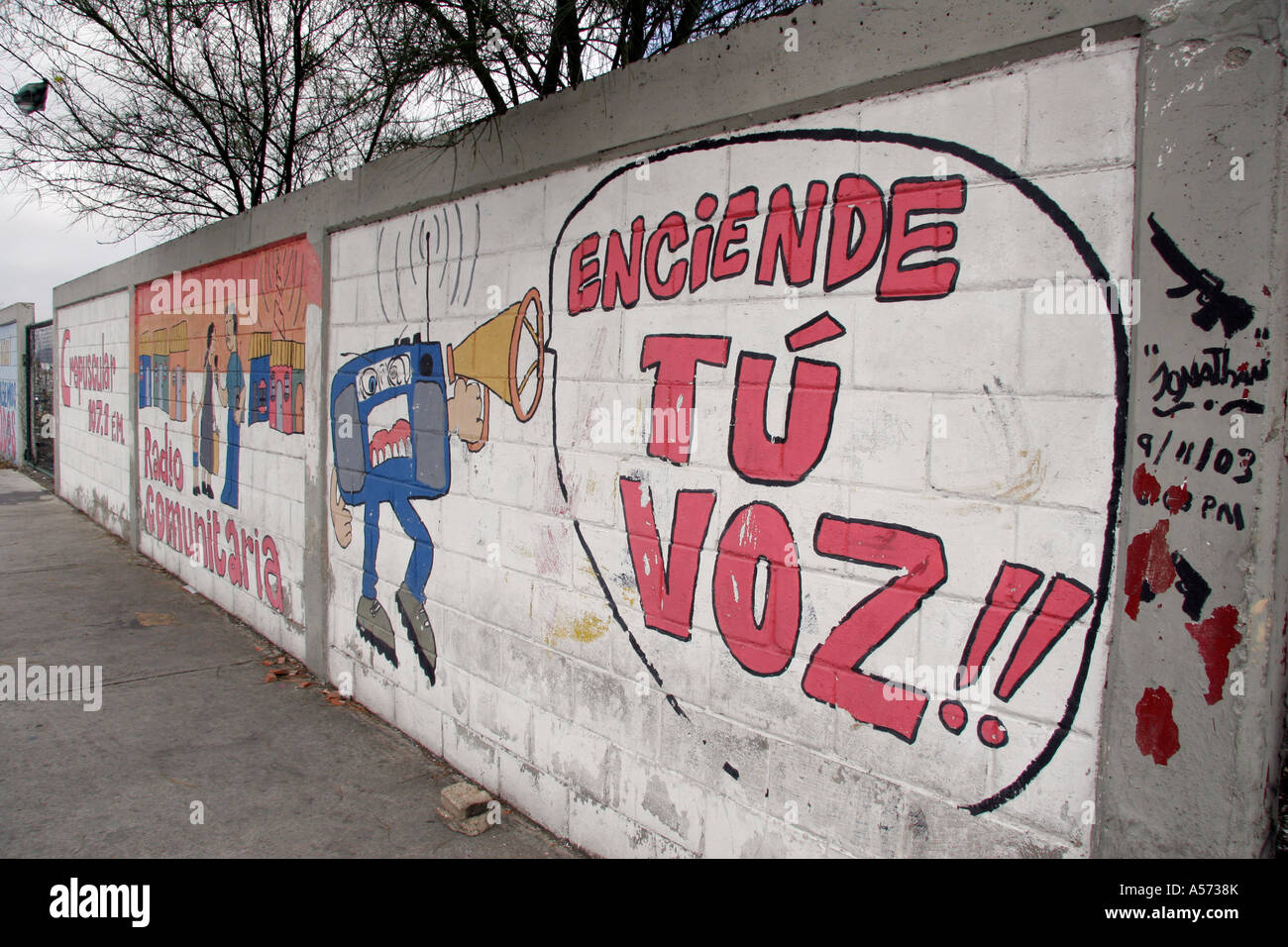 Venezuela political graffiti barquisimeto latin hi-res stock ...