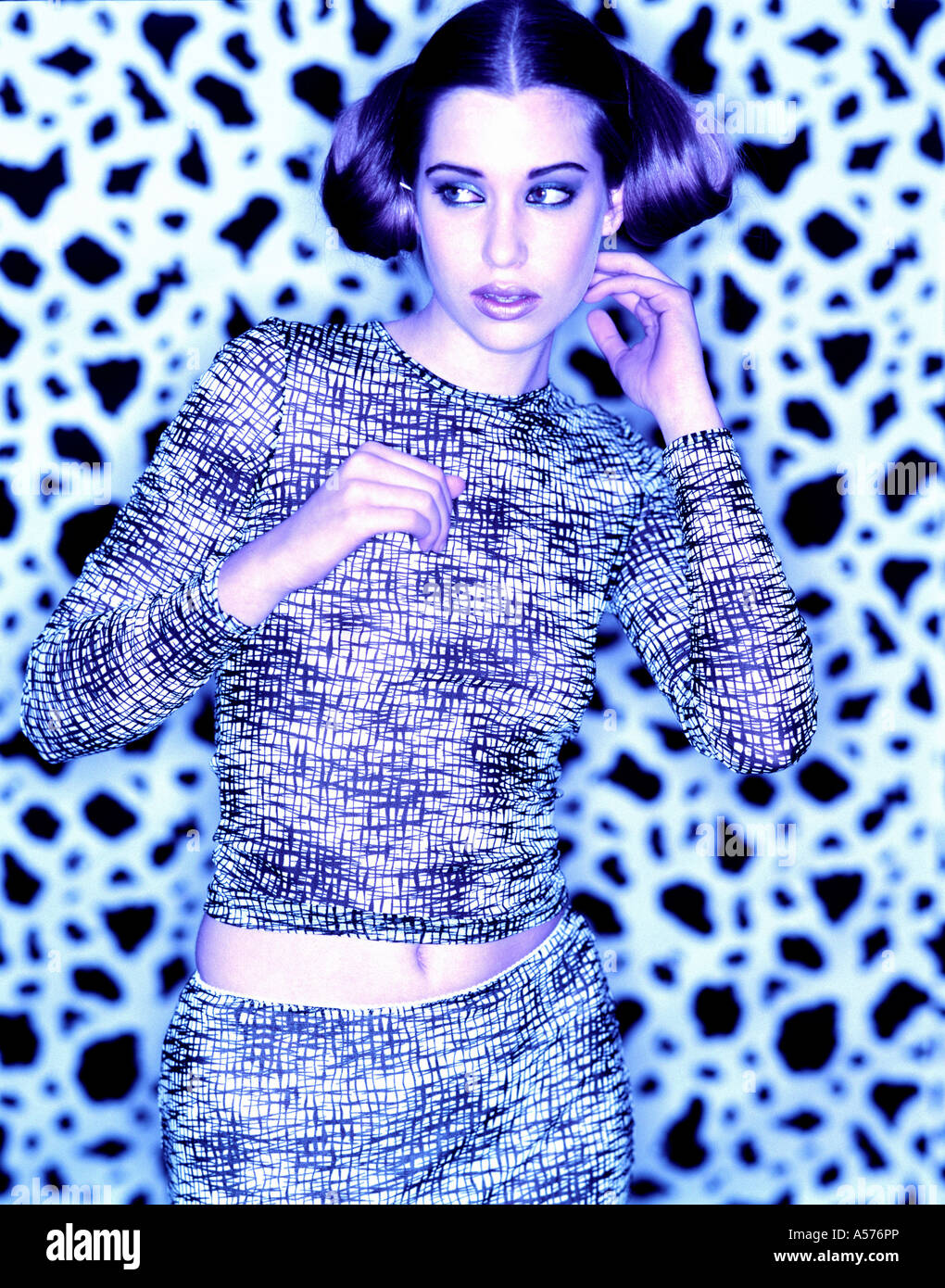 Young woman looking to side, portrait Stock Photo - Alamy