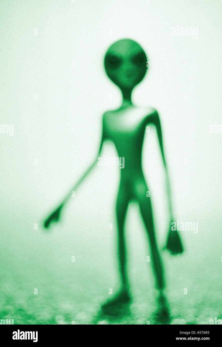 Grey alien hi-res stock photography and images - Alamy