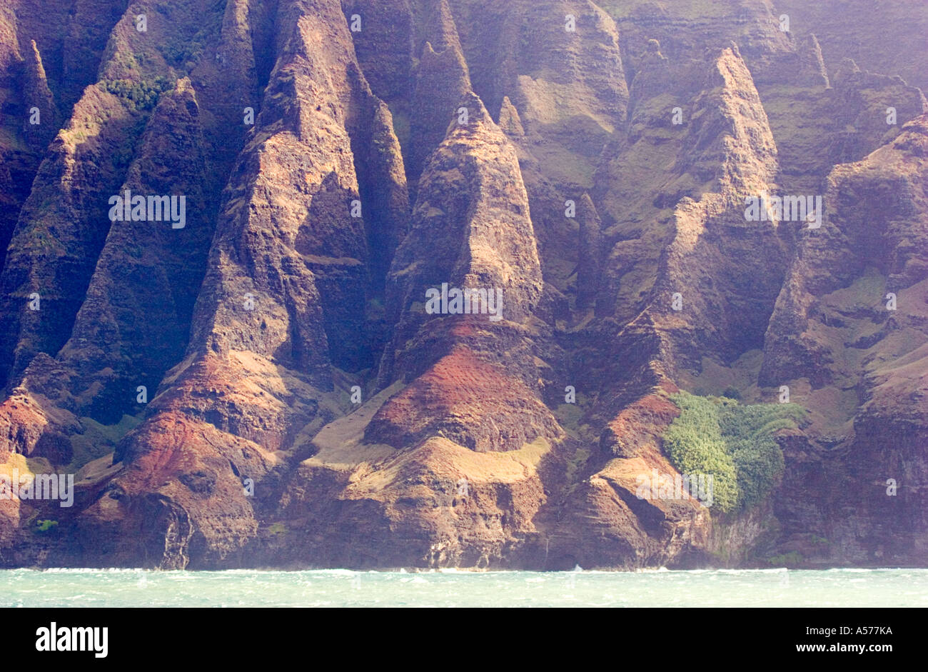 Rock formations kauai hi-res stock photography and images - Alamy