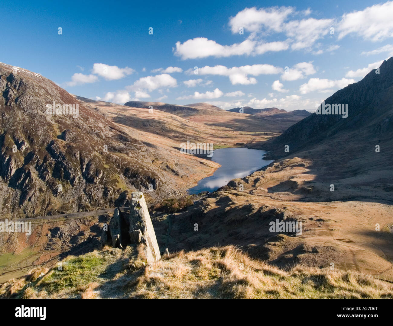 Ogwen lake in the Snowdonia National Park, North Wales Stock Photo - Alamy