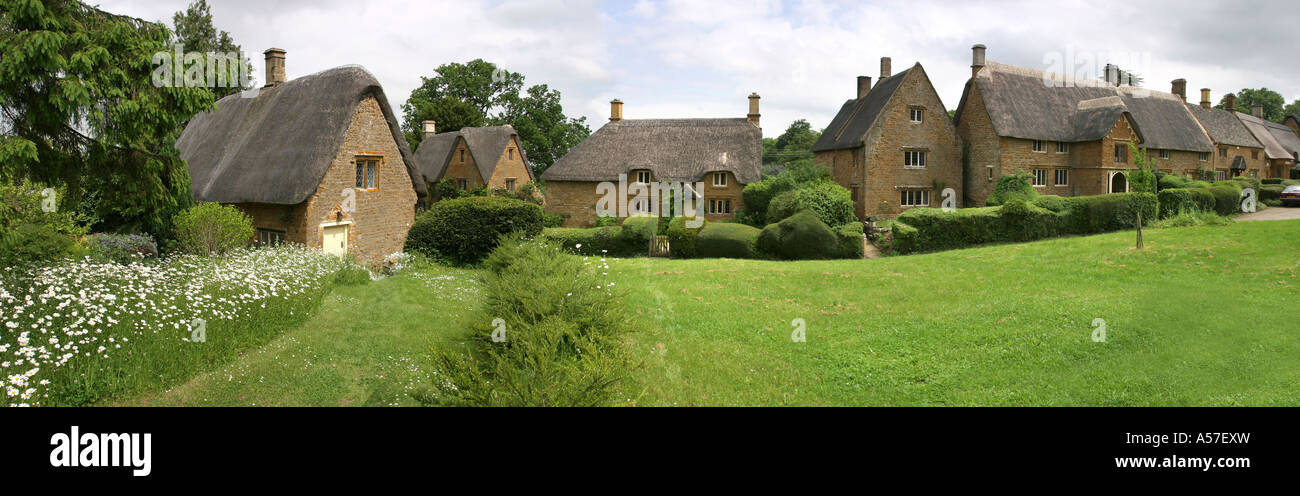 Oxfordshire Great Tew village green panoramic Stock Photo - Alamy
