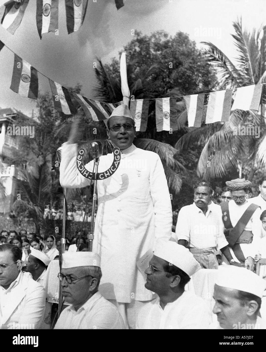 Gandhi topi hi-res stock photography and images - Alamy